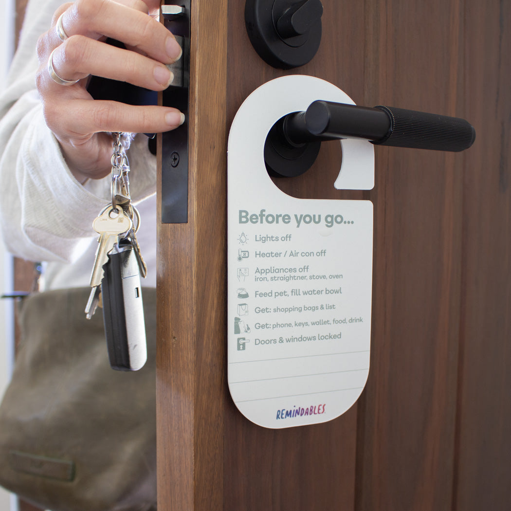Door Hanger : Before you go checklist | Essential Last-Minute Reminder ...